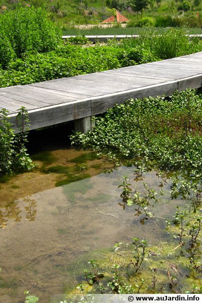 Le parc du chemin de l'île à Nanterre (92)