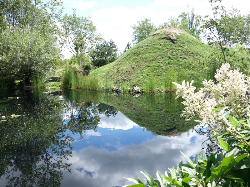 Créer du relief au jardin